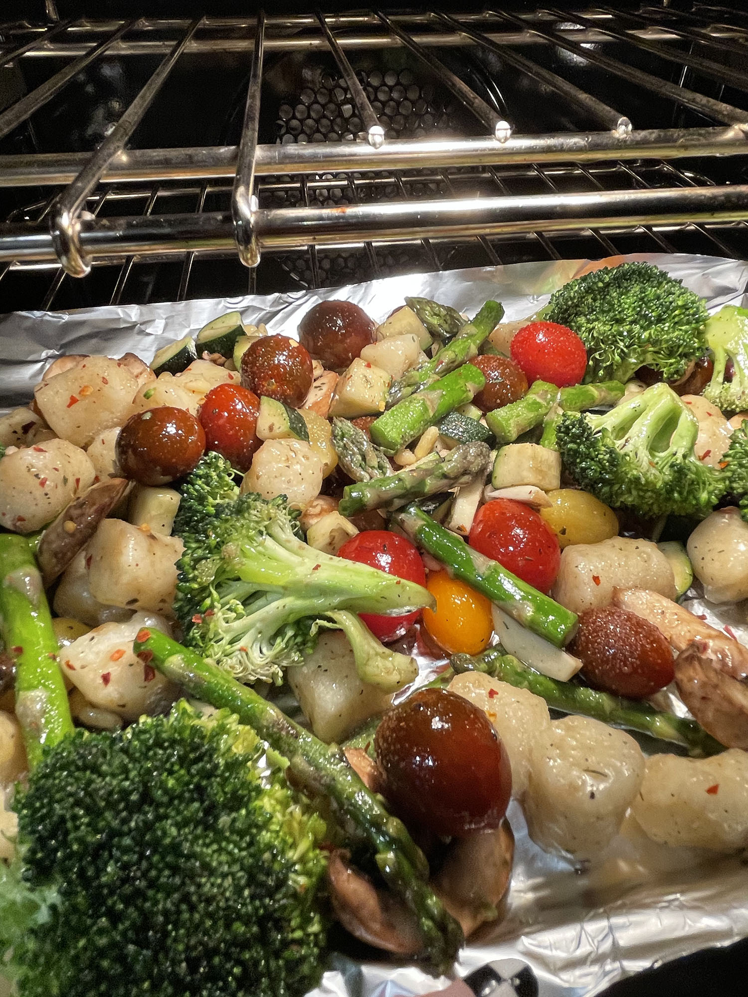 SHEET PAN GNOCCHI WITH CHICKEN SAUSAGE - IMLVH by LizbethV. Hernandez